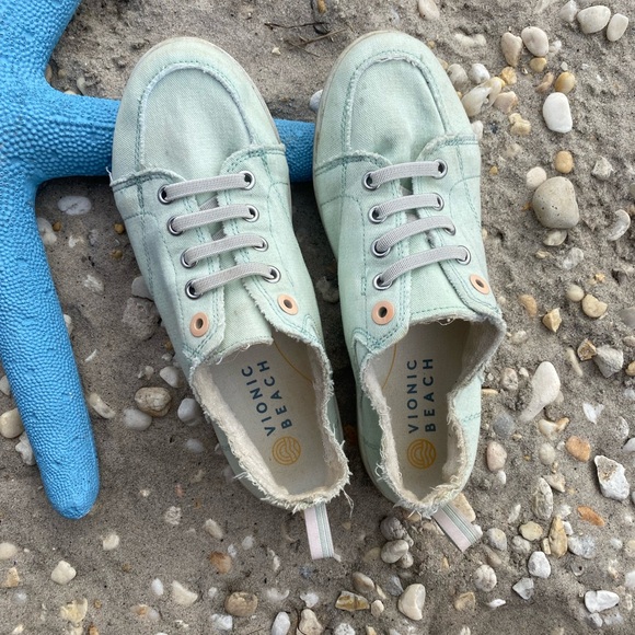 Vionic | Shoes | Pale Ocean Green Vionic Beach Sneaker | Poshmark